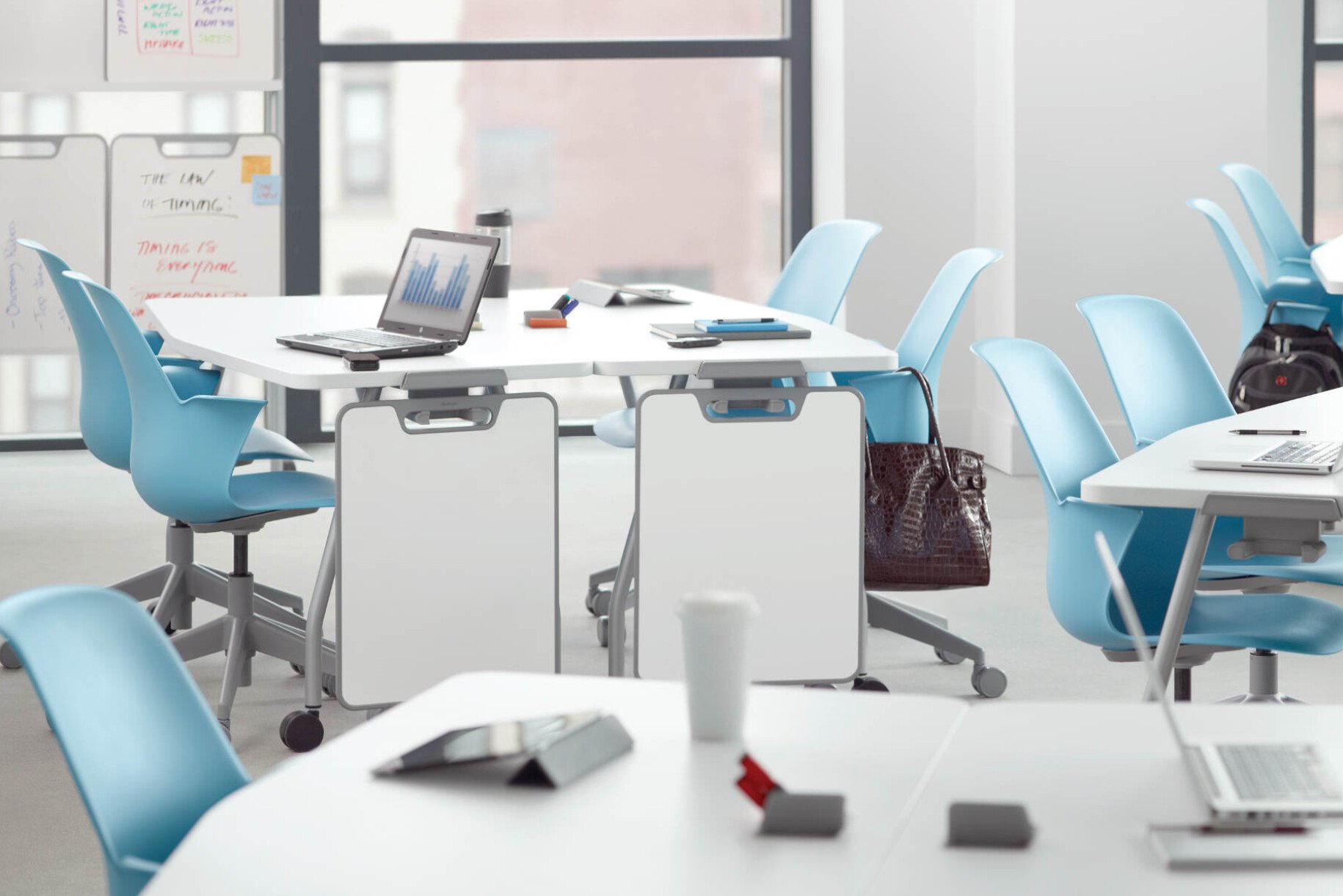 Steelcase Verb tafels (B2B) - De Projectinrichter